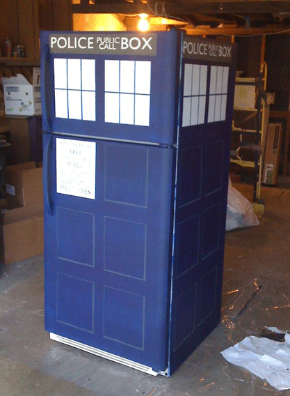 Doctor Who thing of the day: TARDIS fridge - FlickFilosopher.com