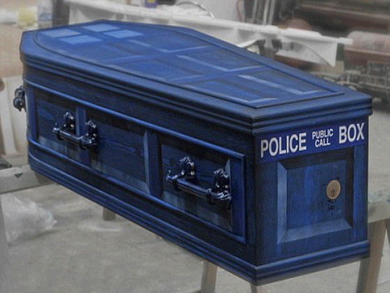 Doctor Who thing of the day: TARDIS coffin for David Tennant lookalike ...